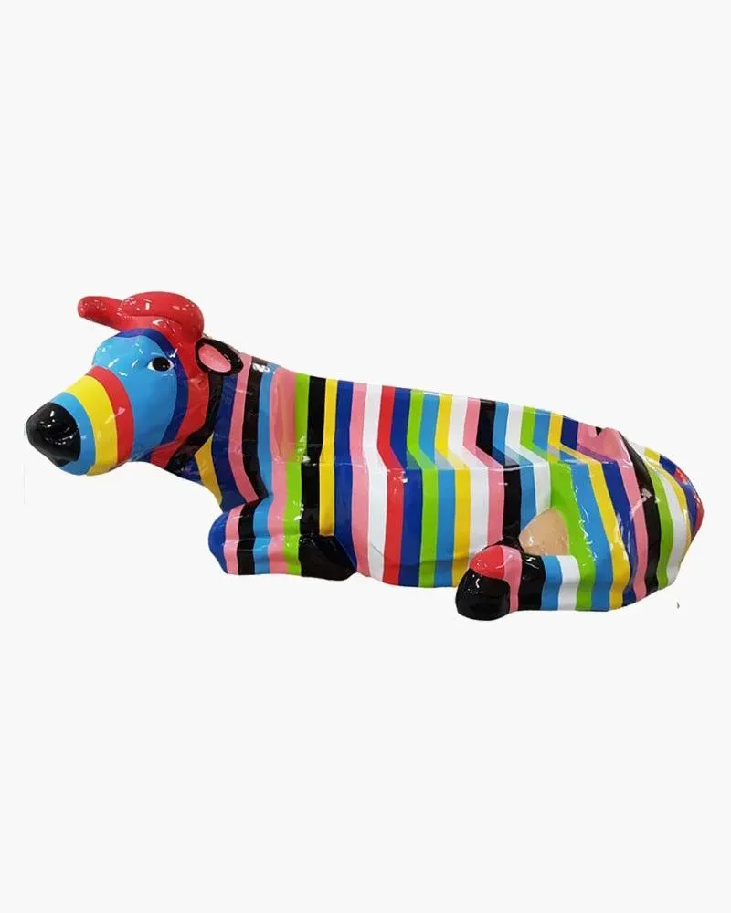 Resin Animals | Design bench in the shape of a RAYE cow - Déco et Artisanat