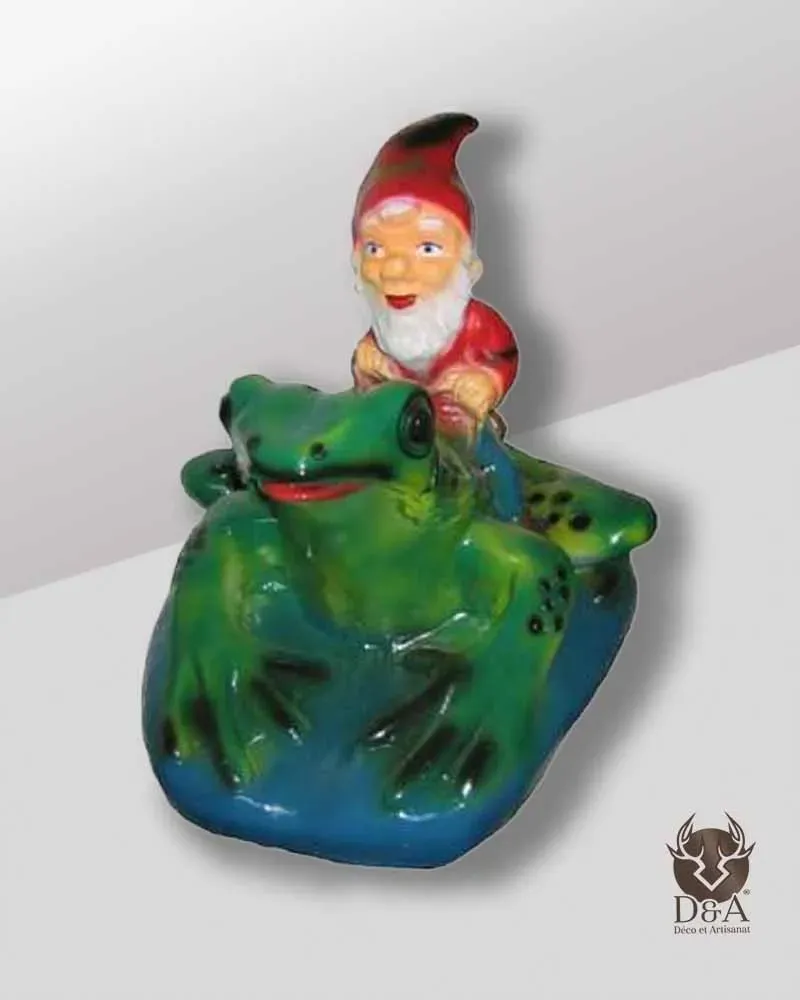 Garden Gnome statue on a giant frog, the ideal gift for your garden ...