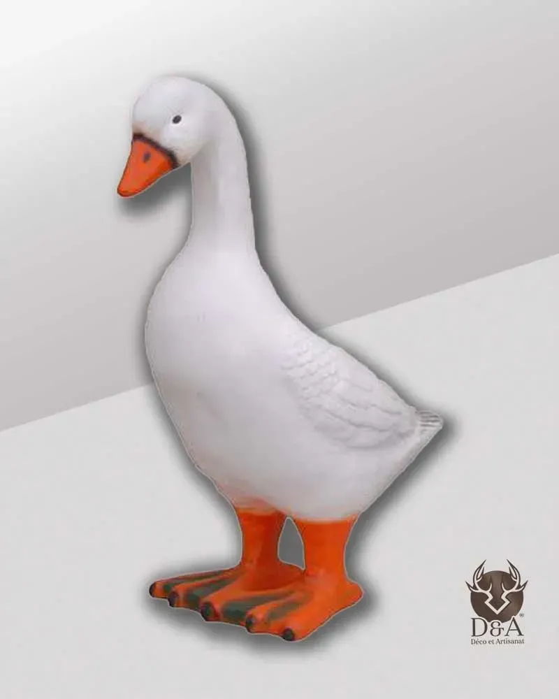 Resin Statue and Sculpture of a Standing Goose - Déco et Artisanat
